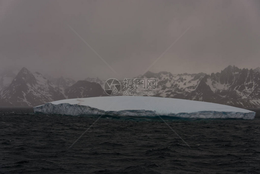 与Iceberg一高清图片下载-正版图片505681960-摄图网