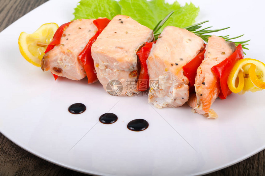 沙门Skewer高清图片下载-正版图片505687235-摄图网