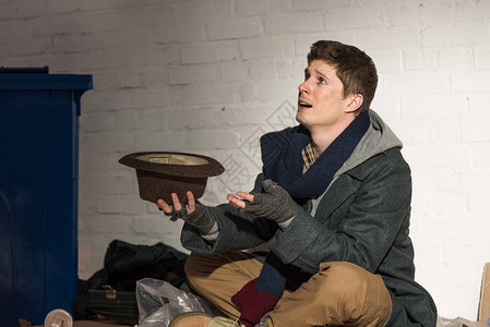 乞丐简笔画背景_乞丐简笔画摄影图片_乞丐简笔画壁纸_摄图网