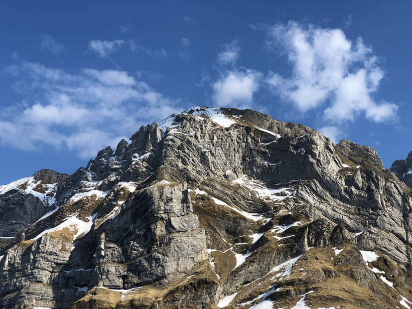 Alpstein山脉和Appenzellerland地区的阿尔卑斯山峰Marwees瑞士内阿彭策尔高清图片下载-正版图片506027794-摄图网