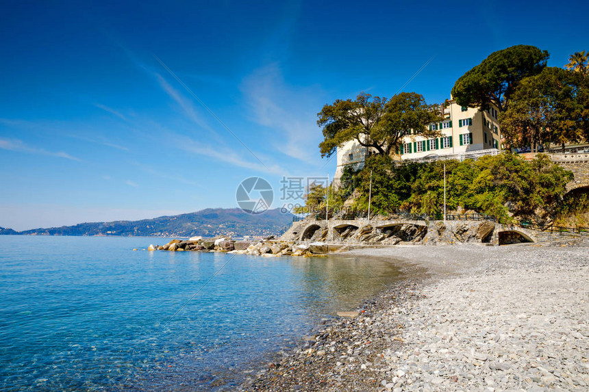 意大利Liguria地区中海滨的呼吸透视高清图片下载-正版图片506053689-摄图网