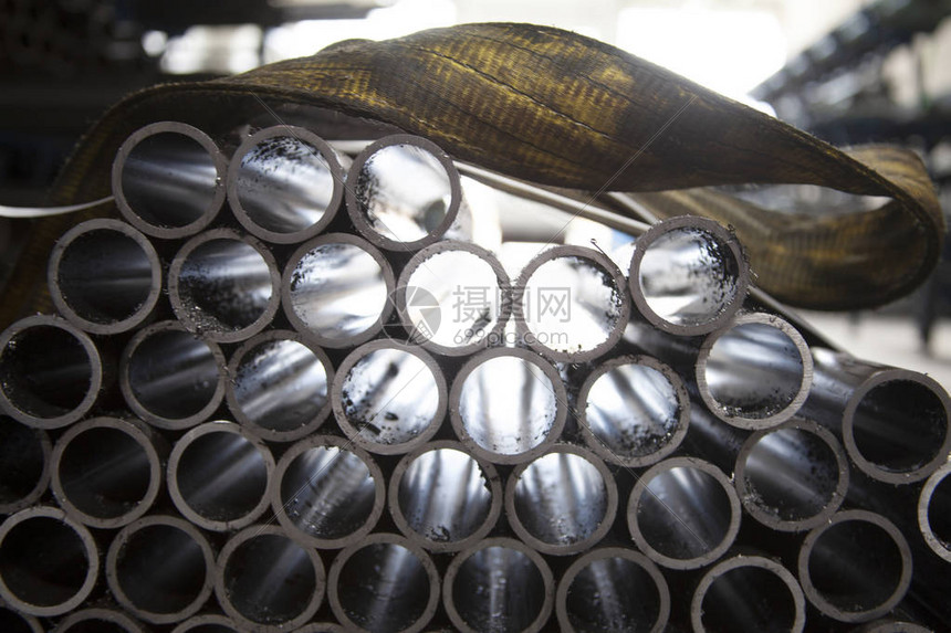 工厂的钢管高清图片下载-正版图片506095290-摄图网