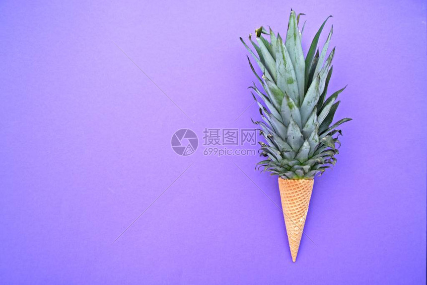 在单色背景下高清图片下载-正版图片506130913-摄图网