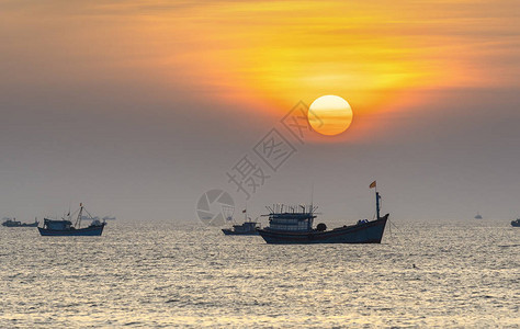 黎明时分高清图片下载-正版图片506213398-摄图网