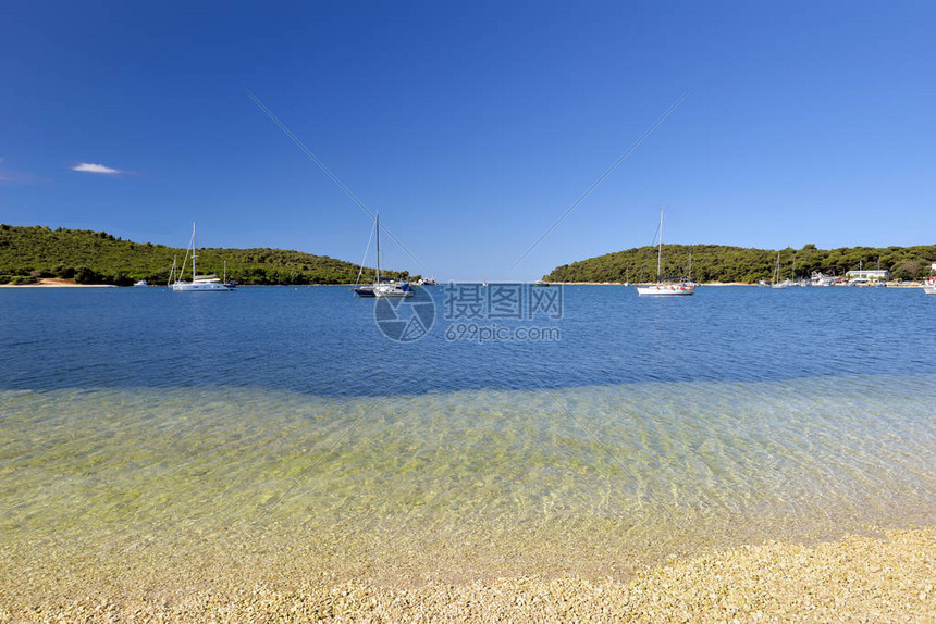 亚得里亚海小湾见Banjole附近克高清图片下载-正版图片506257425-摄图网