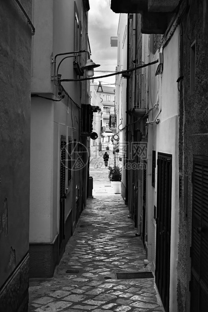 在意大利南部Puglia地区巴里省MareOldTown的Polign高清图片下载-正版图片506288592-摄图网