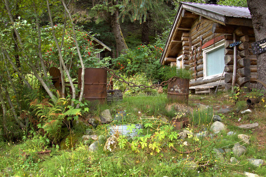 日落小屋位于阿拉斯加Girdwood的CrowC高清图片下载-正版图片506298432-摄图网