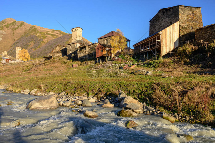 大高加索山脉和佐治亚州斯瓦内蒂高清图片下载-正版图片506307724-摄图网