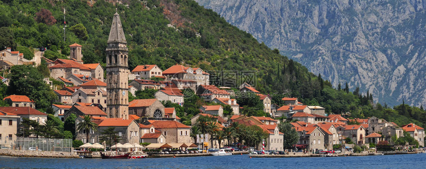 黑山著名的Perast市全景P高清图片下载-正版图片506338685-摄图网