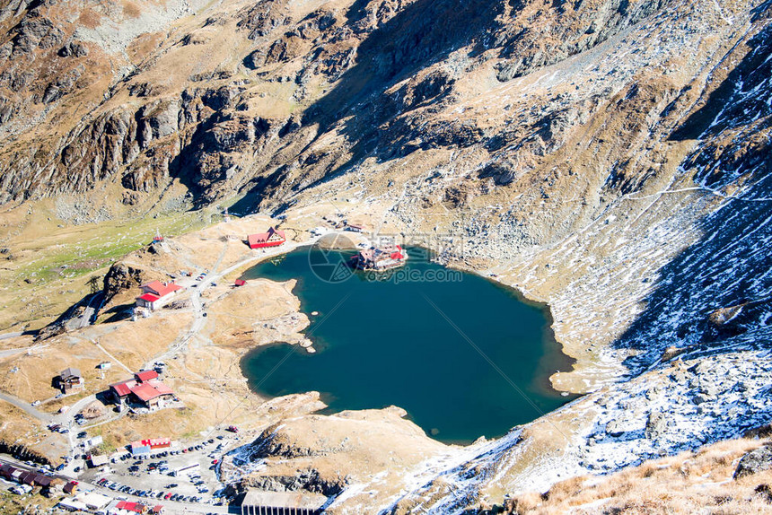 Balea湖和罗马尼亚特兰西瓦尼亚著名的Trasfagarasan公高清图片下载-正版图片506407542-摄图网