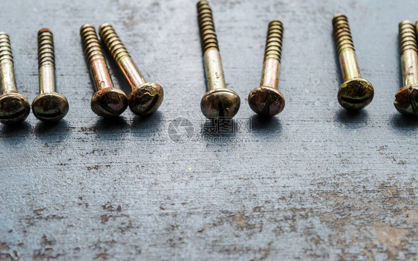 拧上生锈的金属表面特写螺丝工业背景纹理选择焦点商业行概高清图片下载-正版图片506512044-摄图网