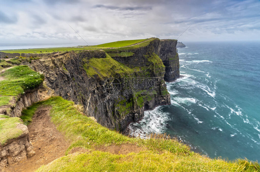 爱尔兰莫赫悬崖高清图片下载-正版图片506675743-摄图网