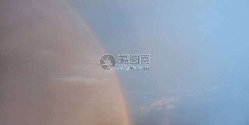 雨后天上的彩虹高清图片下载-正版图片506676084-摄图网