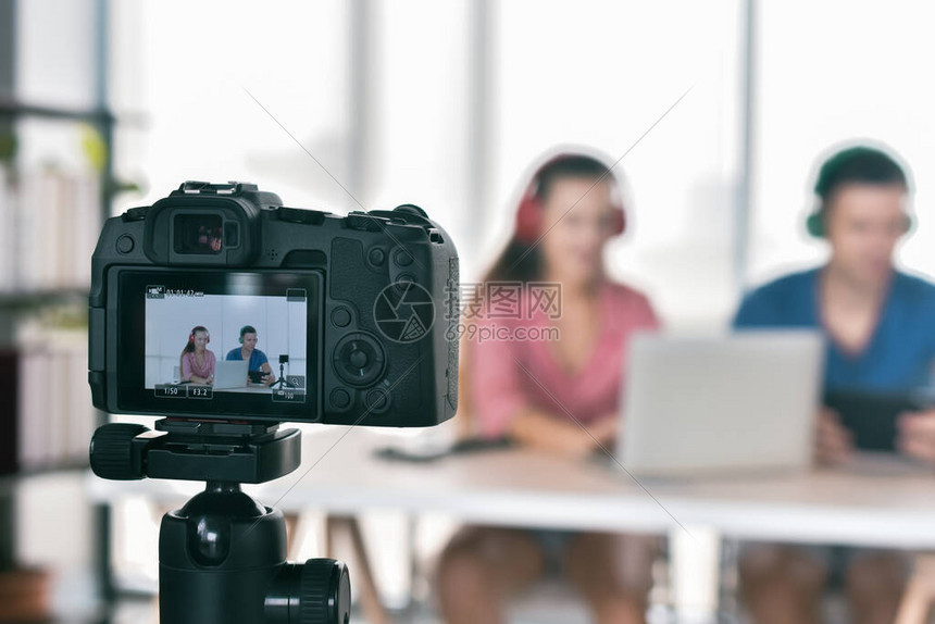 Vlogger互联网明星销售商广高清图片下载-正版图片506676762-摄图网