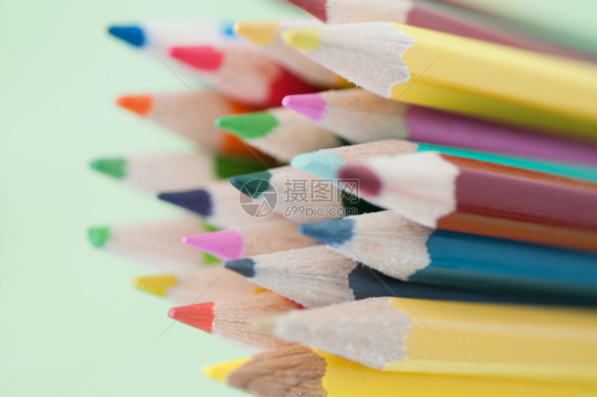 彩色铅笔高清图片下载-正版图片506977372-摄图网
