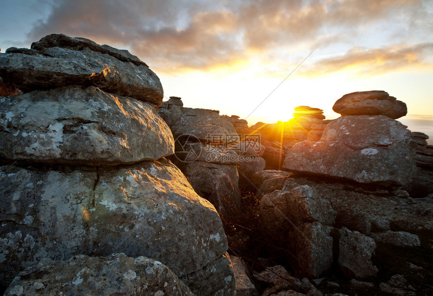 西班牙的山丘脉Del高清图片下载-正版图片507015233-摄图网