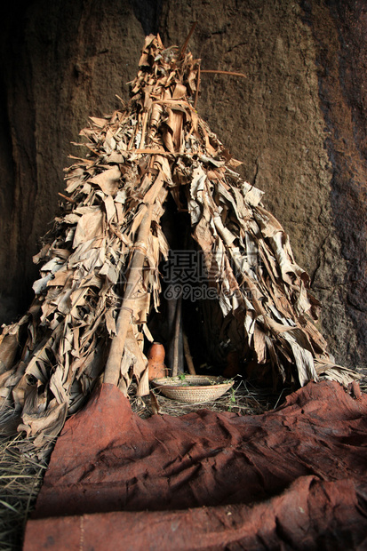 Semwema洞穴非洲乌干达西部高清图片下载-正版图片507045106-摄图网