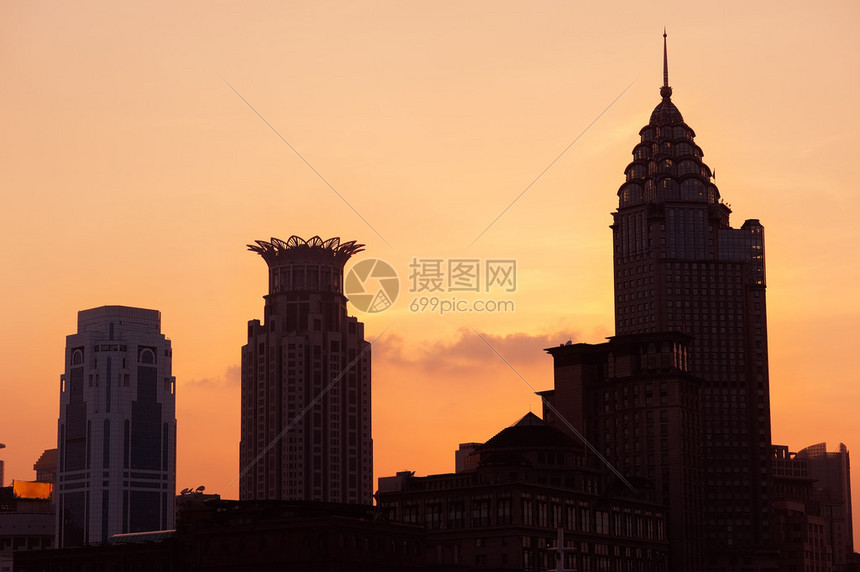 上海外滩区与历史建筑剪影高清图片下载-正版图片507053600-摄图网