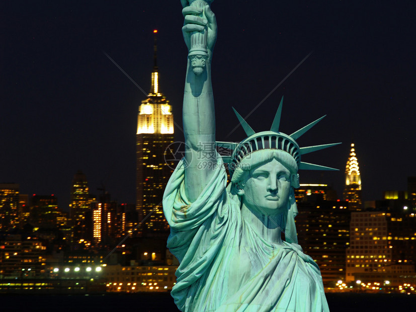 自由女神像和纽约市的天高清图片下载-正版图片507092455-摄图网