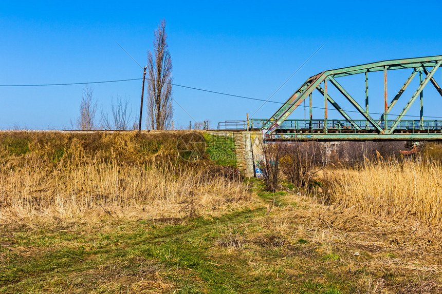 Begej河对面一条旧高清图片下载-正版图片507183081-摄图网