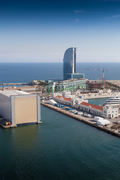 由西班牙加泰罗尼亚巴塞罗那海滨的建筑师RicardoBofi高清图片下载-正版图片507186438-摄图网