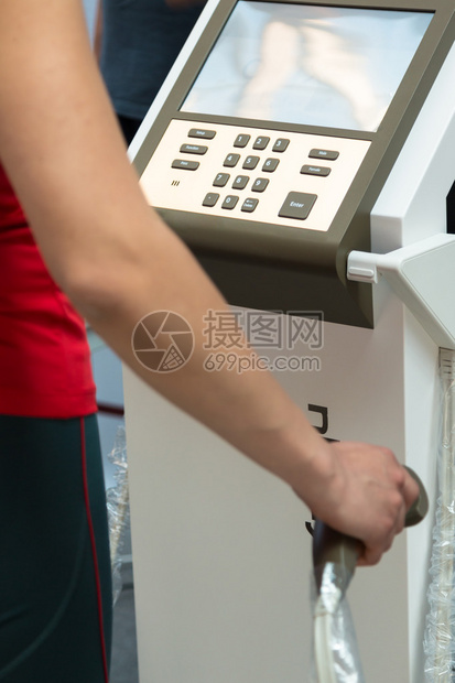 将Athlete的人体合成分析关闭到Fitnity活动前高清图片下载-正版图片507242952-摄图网