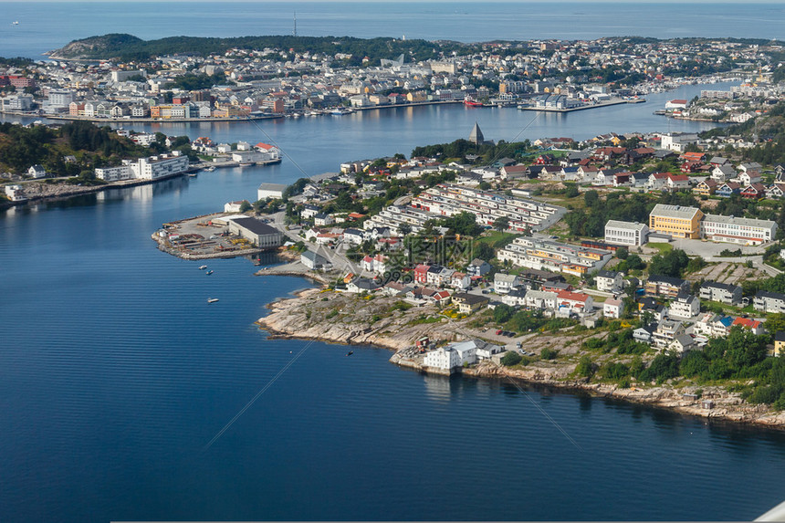 从飞机上查看Kristiansund市挪高清图片下载-正版图片507296360-摄图网