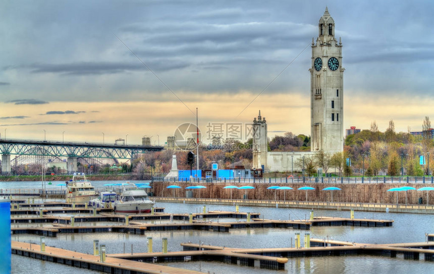 加拿大魁北克省旧港蒙特利尔时钟塔景象高清图片下载-正版图片507389482-摄图网