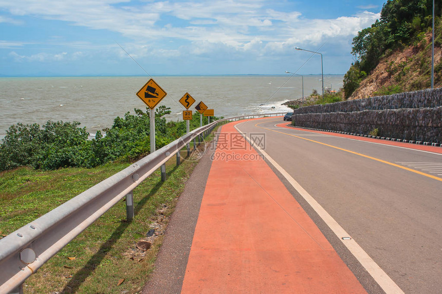 泰国昌塔胡里省KungWimanBay海上公路一带的海景点Autum高清图片下载-正版图片507406083-摄图网