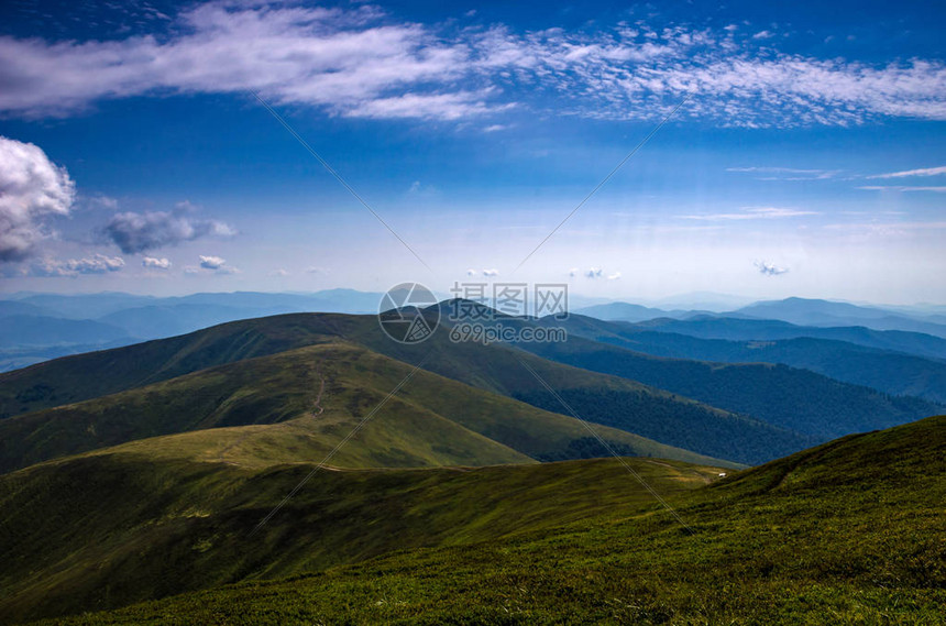 皮块中乌克兰喀尔巴阡山脉的背景观图案Pyl高清图片下载-正版图片507406735-摄图网