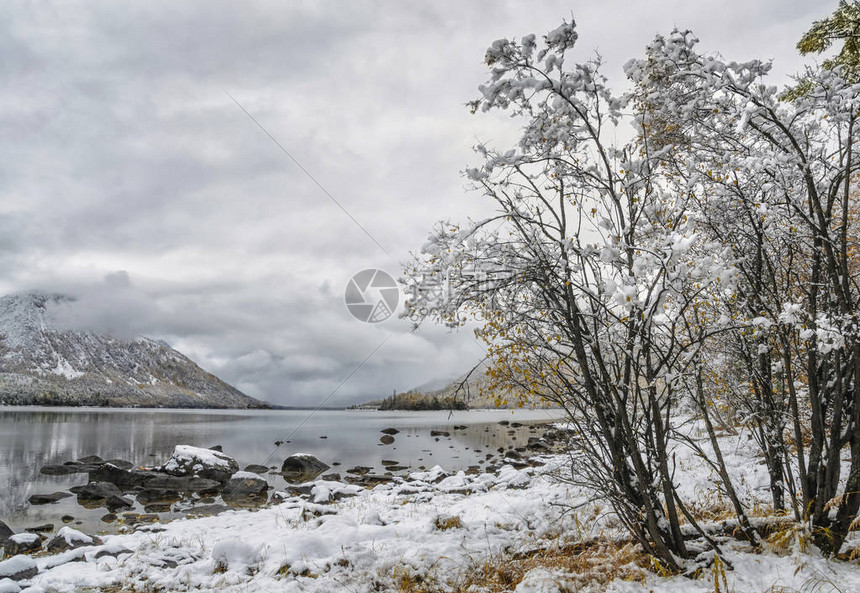 俄罗斯西伯利亚Baikal湖附近的BuryatiyaF高清图片下载-正版图片507410840-摄图网