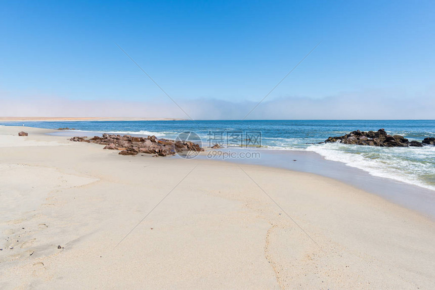 Cross的大西洋沿岸沙滩和海岸线上高清图片下载-正版图片507429861-摄图网