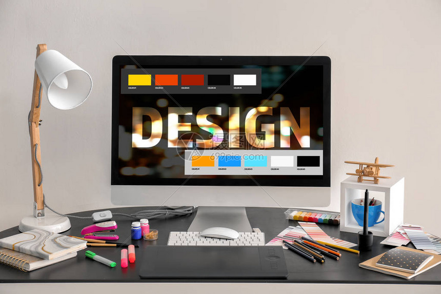 制片室设计师高清图片下载-正版图片507478030-摄图网