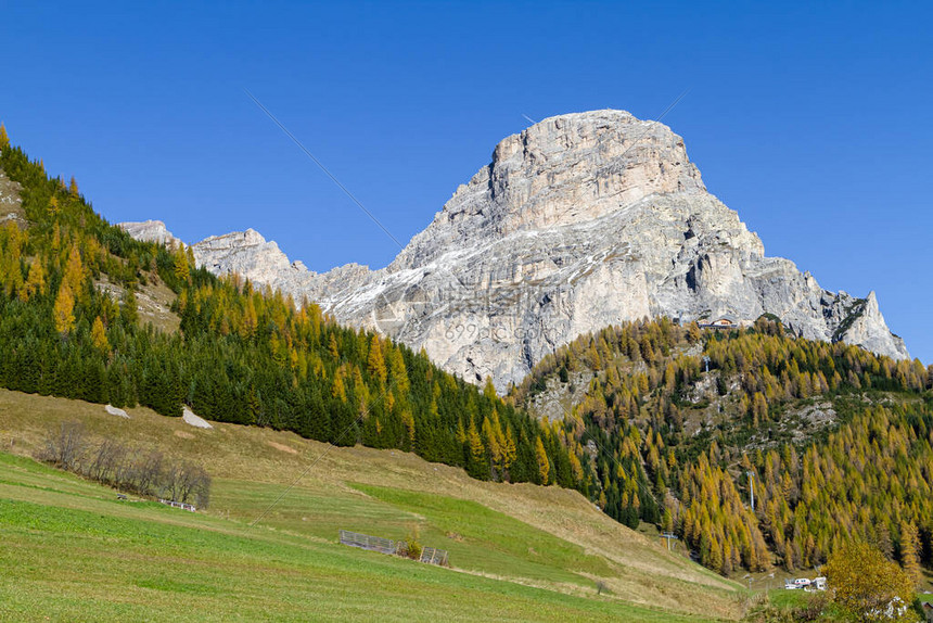 意大利南蒂罗尔州多洛米特斯区的Val高清图片下载-正版图片507500041-摄图网