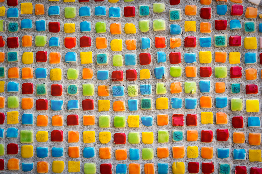 墙上五颜六色的马赛克高清图片下载-正版图片507550409-摄图网