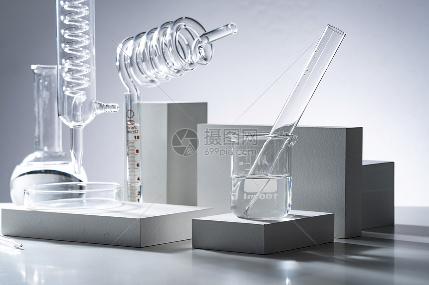 实验室的玻璃器皿高清图片下载-正版图片507614898-摄图网