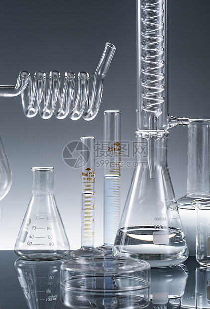 实验室的玻璃器皿高清图片下载-正版图片507614899-摄图网