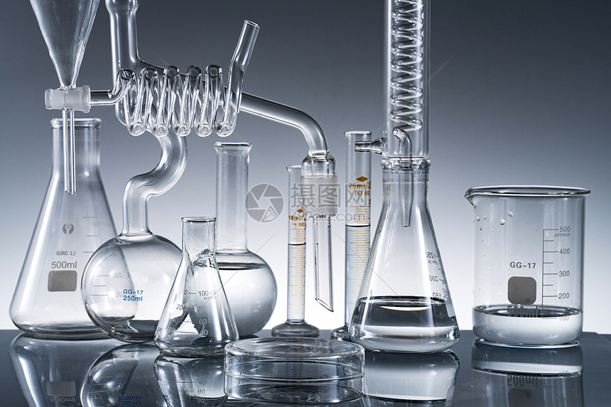 实验室的玻璃器皿高清图片下载-正版图片507614937-摄图网