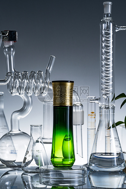 实验室里的玻璃器皿高清图片下载-正版图片507614971-摄图网