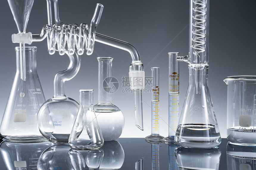 实验室的玻璃器皿高清图片下载-正版图片507614977-摄图网