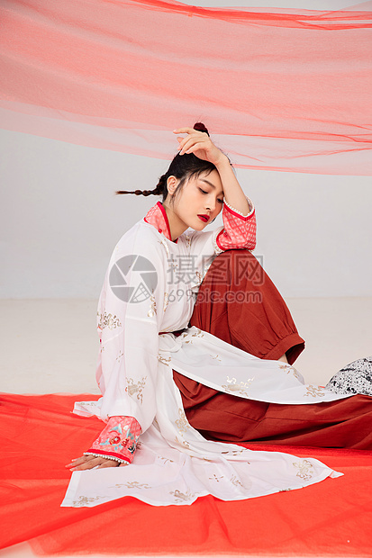 个古风美女高清图片下载-正版图片507624486-摄图网