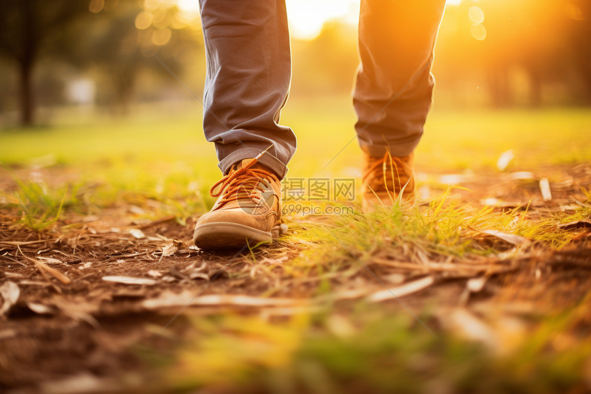 前进的步伐高清图片下载-正版图片600292623-摄图网