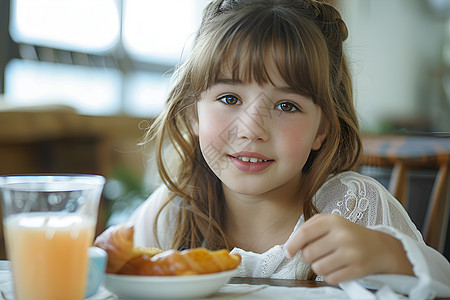 可爱的小女孩高清图片下载-正版图片601060301-摄图网