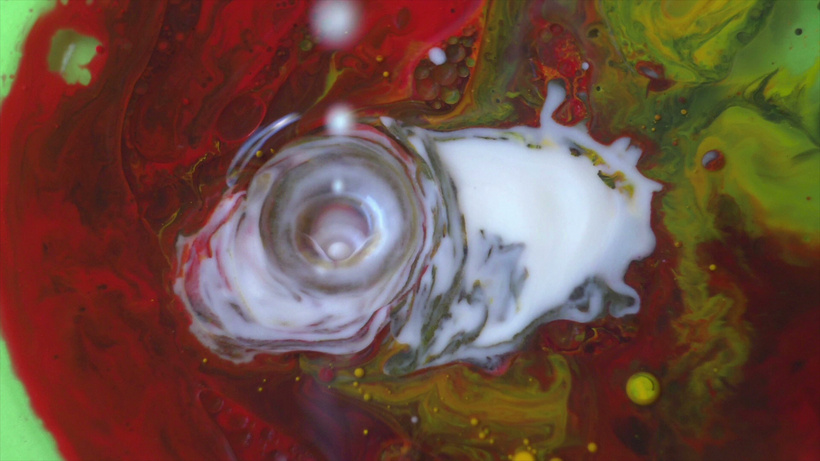 彩色涂料在缓慢运动中落下mov格式视频下载_正版视频编号3689396-摄图网