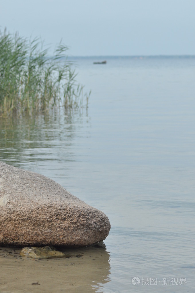 Switaz 湖。干净 清澈的水。在乌克兰的休息。文尼察照片-正版商用图片08wnfq-摄图新视界